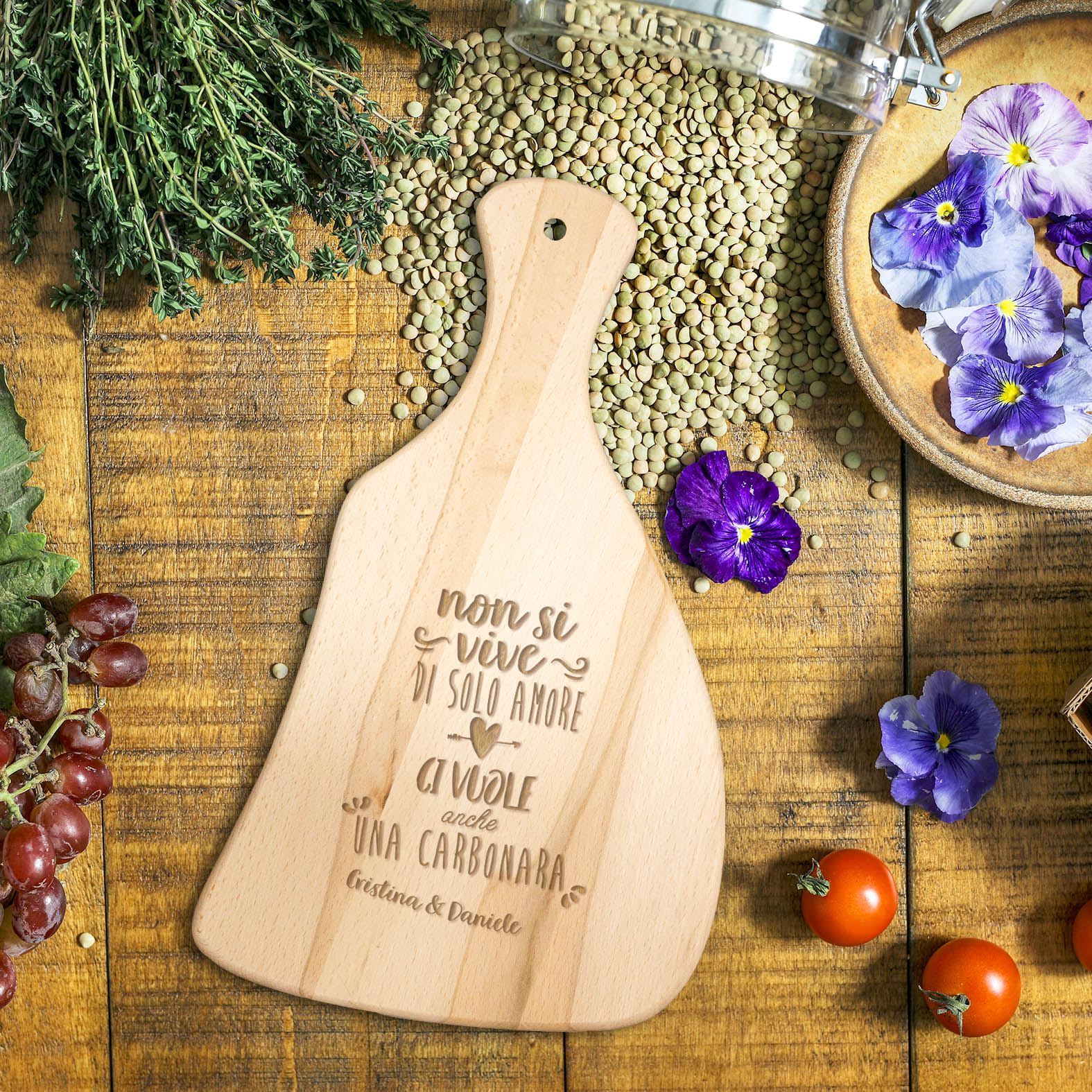 B Paper - Tagliere in legno personalizzato - Vivere d'amore